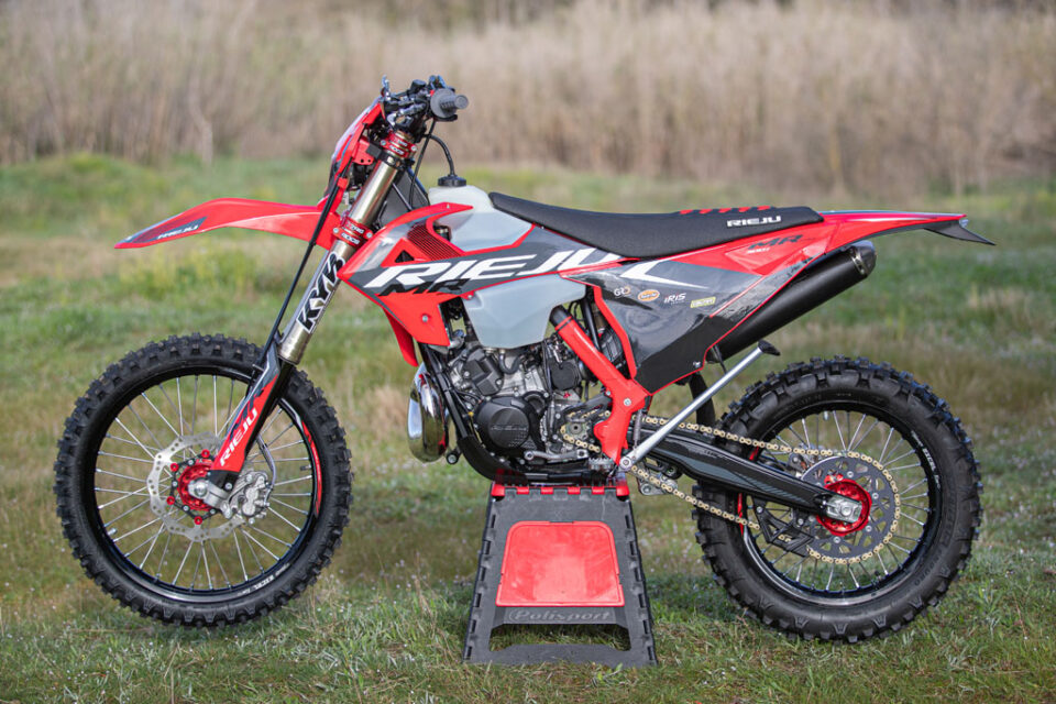 Rieju MR 300i im Test: So fährt sich die neue 2-Takt-Einspritzung ...